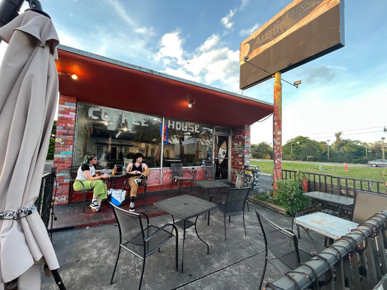 Not Your Average Cup of Joe: Unique Coffee Houses in Orlando | Very Local